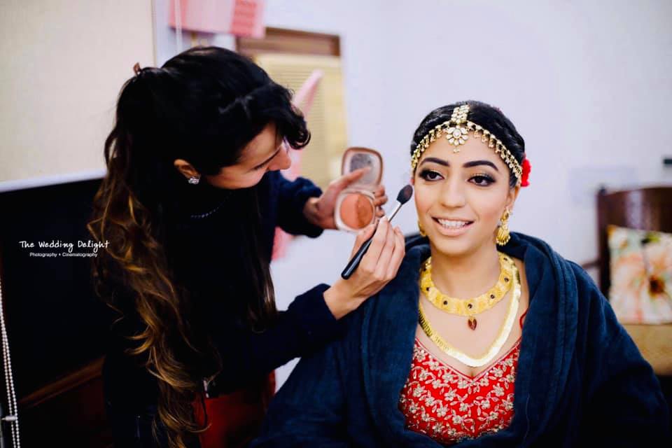 Asian Bridal Makeup Artist London Instagram Saubhaya Makeup