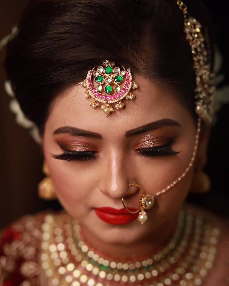 Kajol Makeup Artist | Saubhaya Makeup