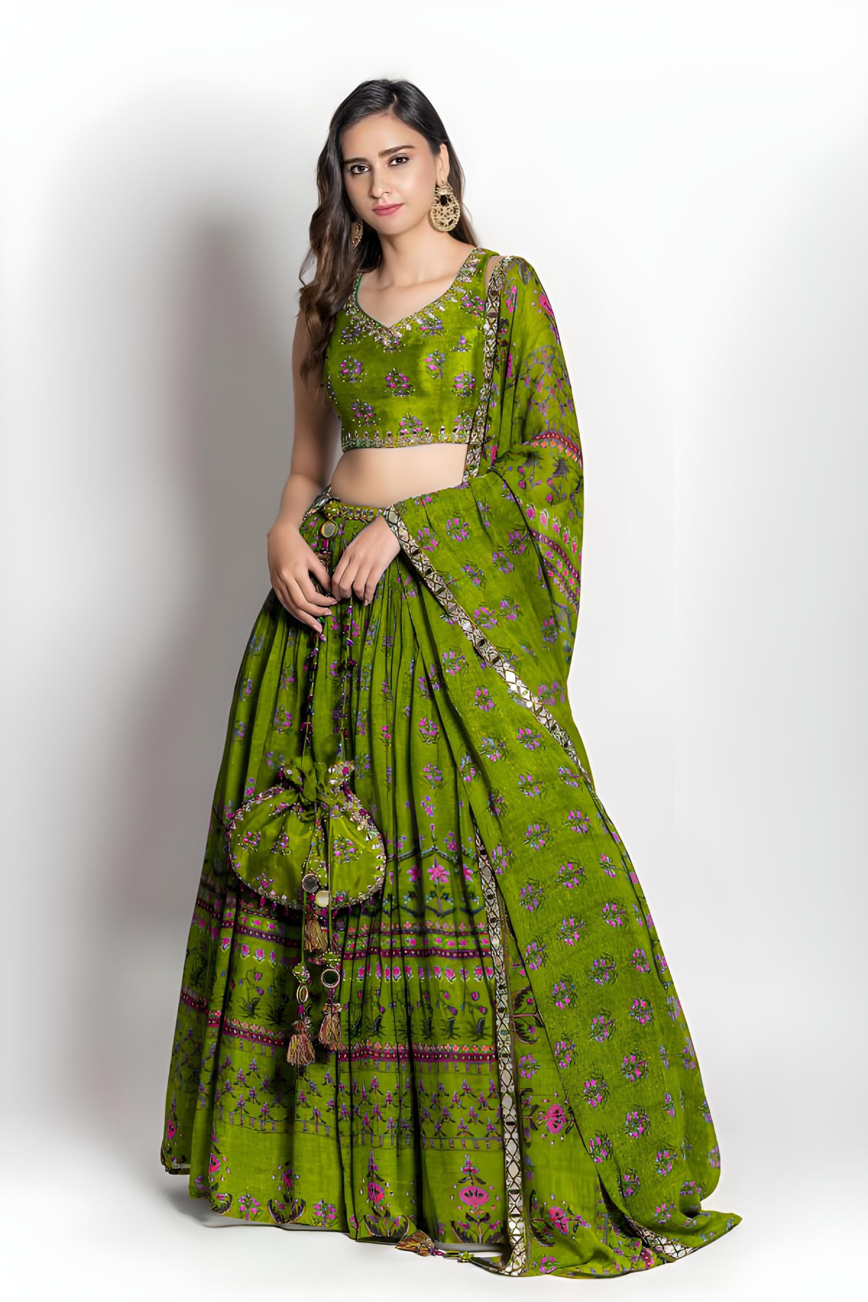 Cotton Lehengas: A Breezy Choice for Your Mehendi Ceremony - Weddingplz ...