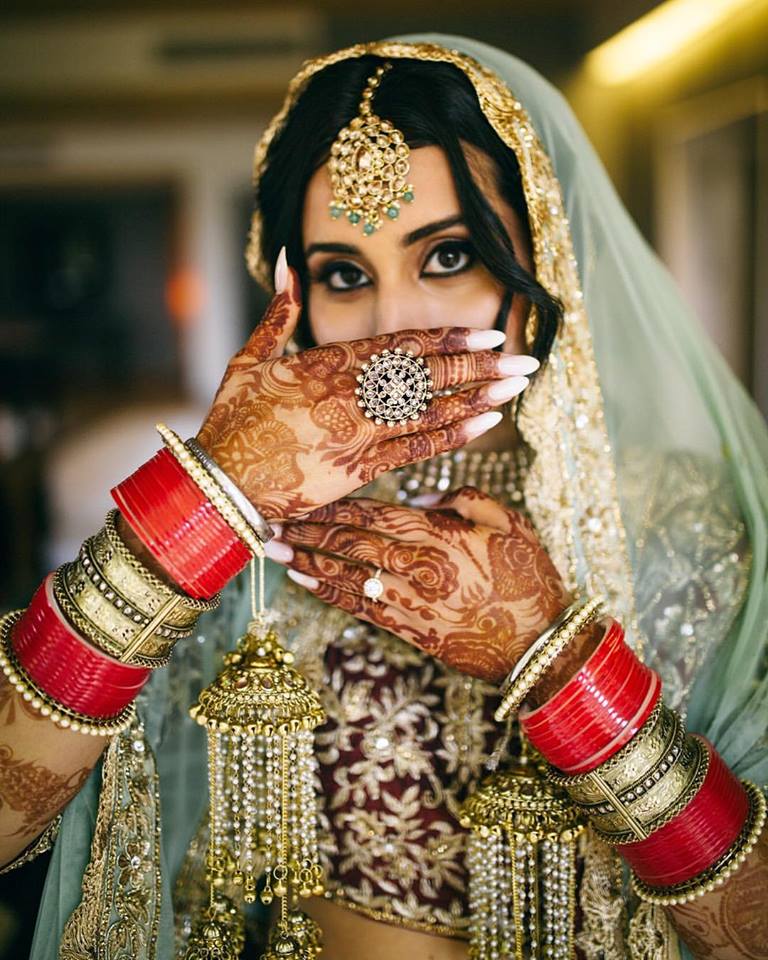 Gorgeous Chooda Designs For The Desi Bride! - Weddingplz Blog