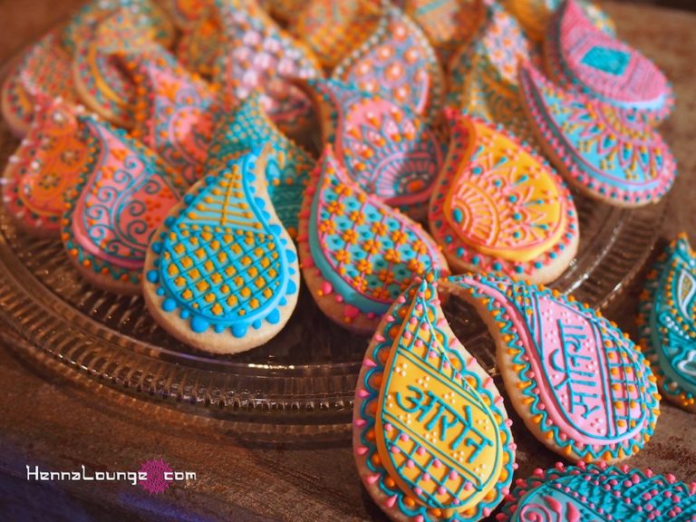 10 Mehndi Favours For Your Bride Maids !!! - Weddingplz Blog