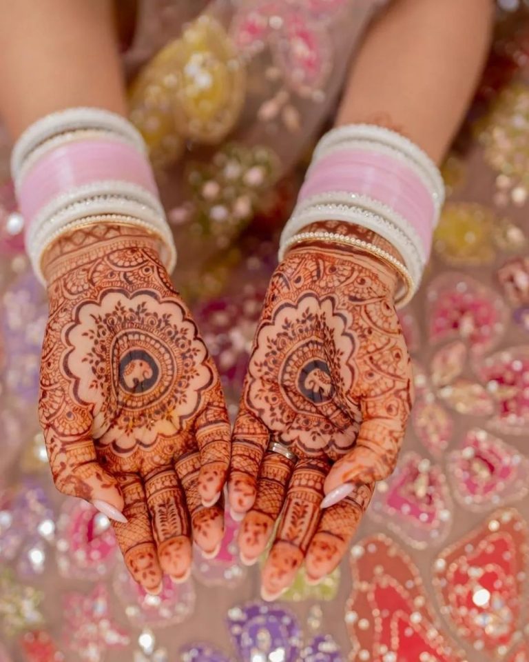 Mehendi Designs: From Minimalist to Magnificant - Weddingplz Blog