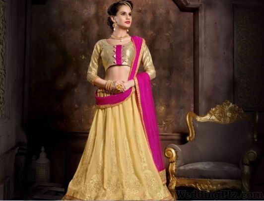 Vicky Bangle World, Phase 3B1 Mohali, Mohali | Lehenga And Sherwani On ...